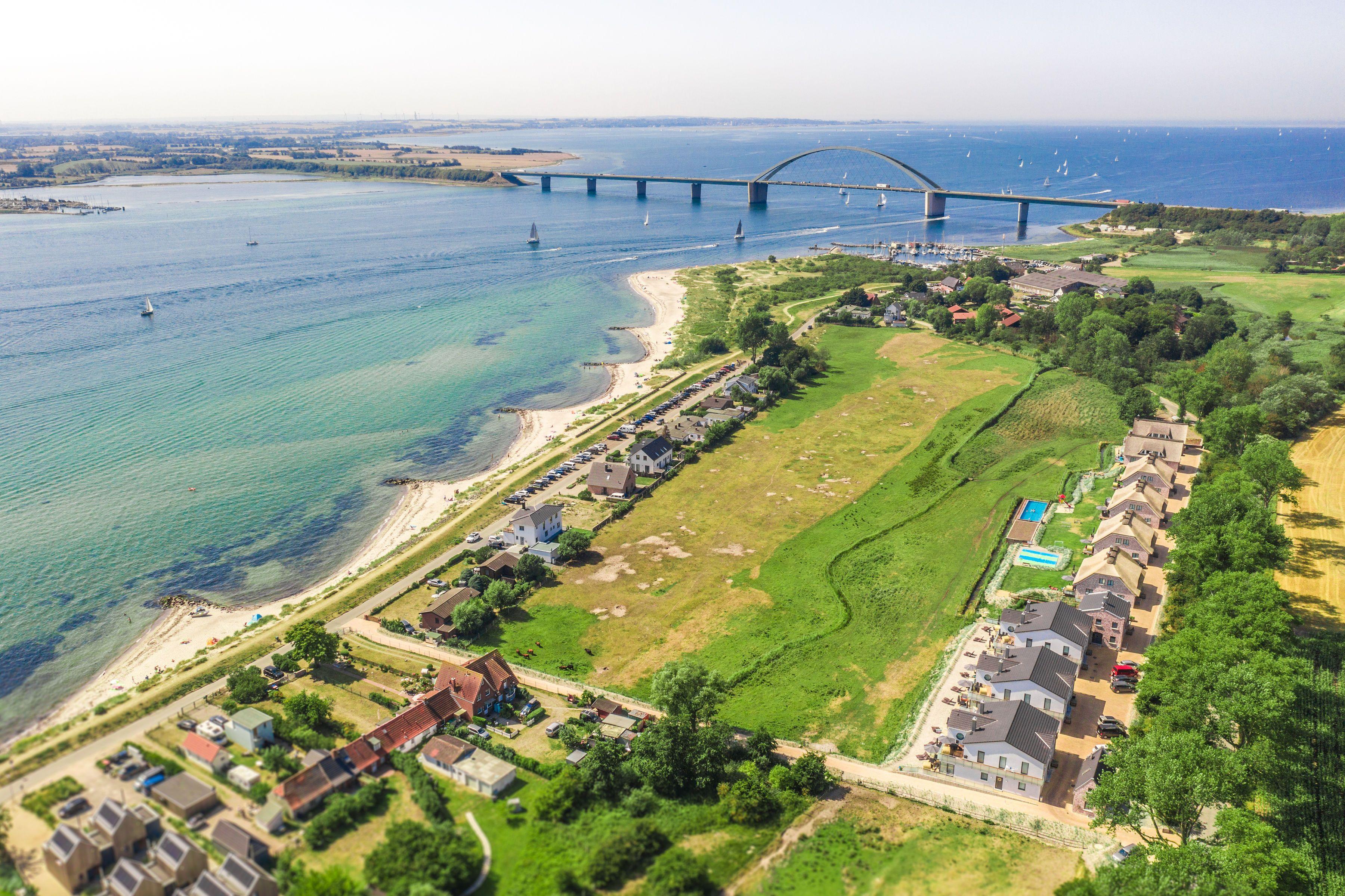 Ferienwohnungen & Ferienhäuser mit Meerblick am Fehmarnsund